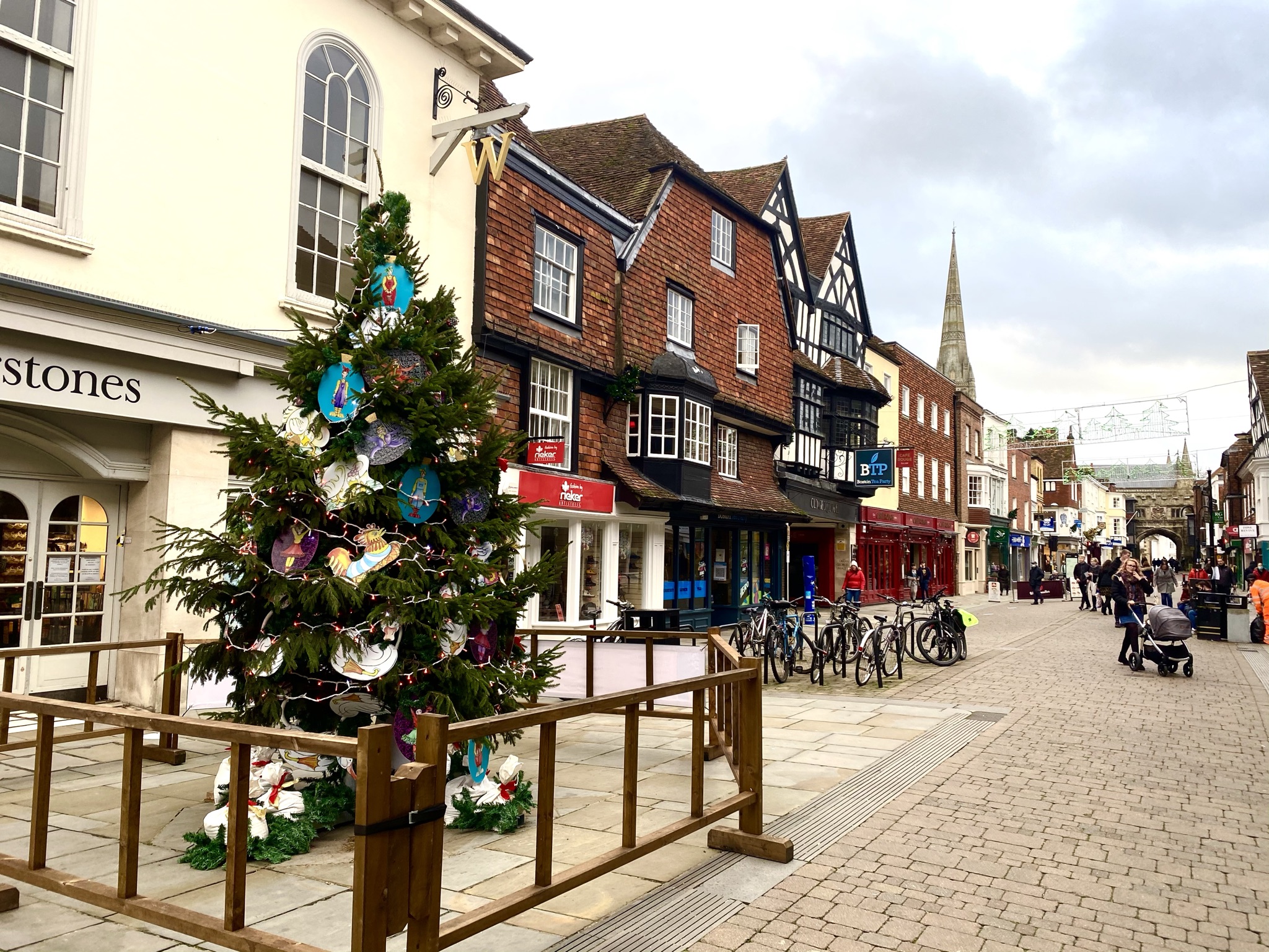 Salisbury BID spreads the shop local message this Christmas - Salisbury BID